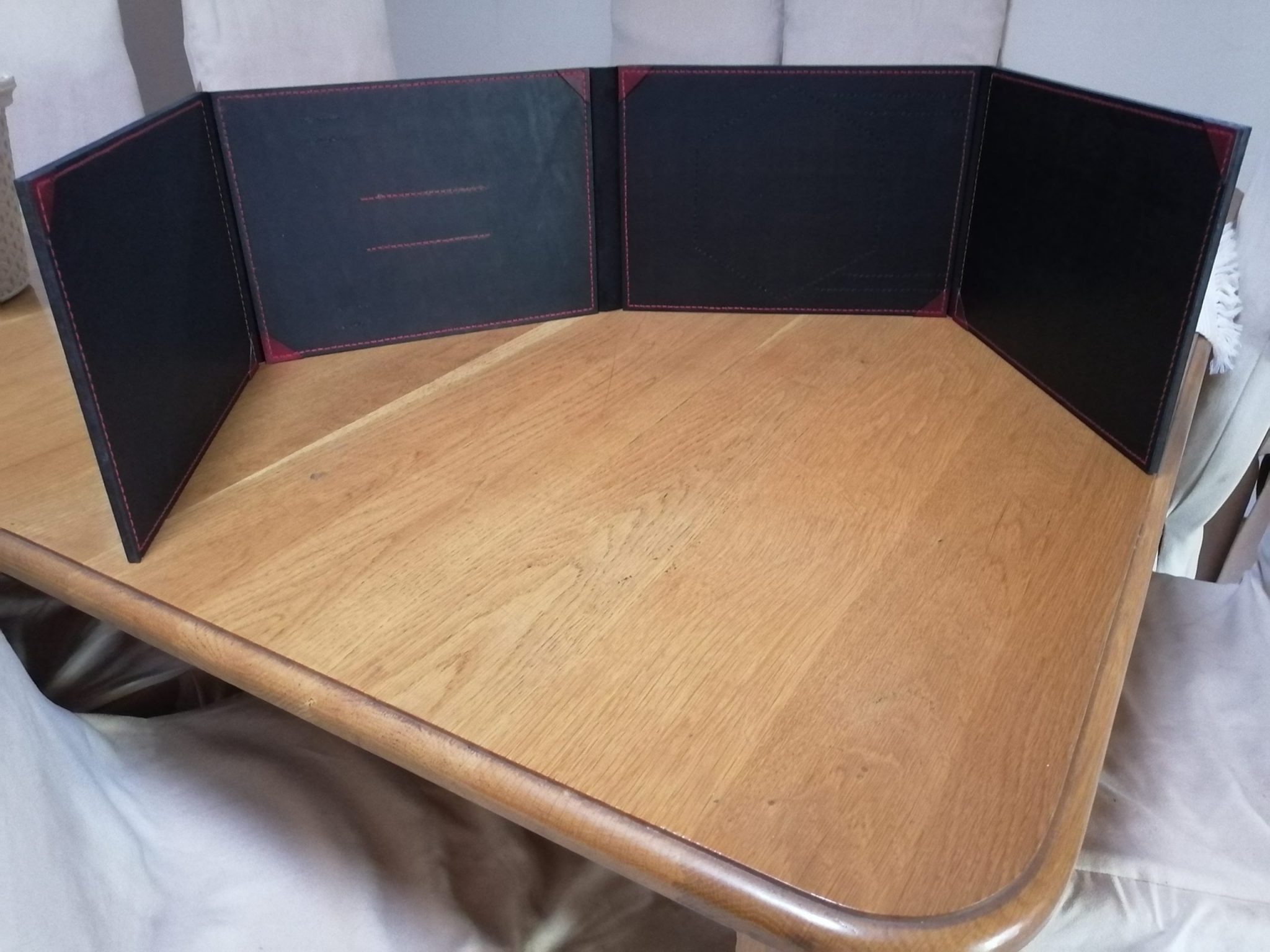 Leather D&D DM Screen – The DnD Geek Shop